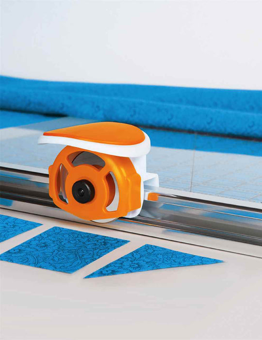 Fiskars 12" x 12" Rotary Cutter/Ruler Combo - Accurate Fabric Cutting ...